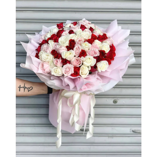 50 Bunch of White, Red and Pink Roses Online | Gifts to Nepal | Giftmandu