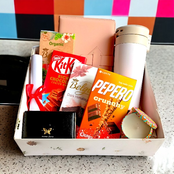 Luxury Delight Gift Bundle | Gifts to Nepal | Giftmandu