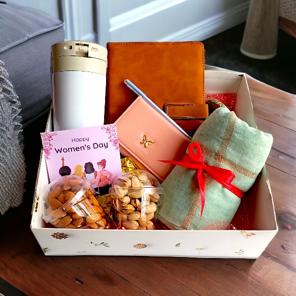 Women's Day Celebration Gift Box | Gifts to Nepal | Giftmandu