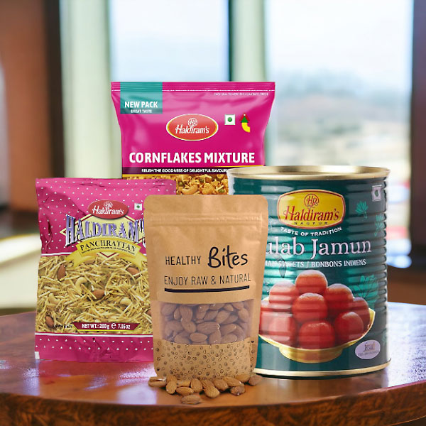 Haldiram's Crunchy & Sweet Delight Combo with Dry Nuts | Gifts to Nepal ...