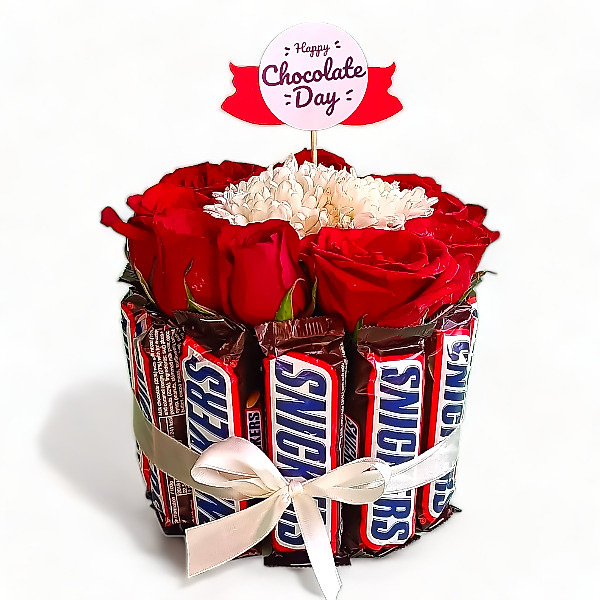 Snickers Bouquet With Roses & Gerbera Flowers | Gifts to Nepal | Giftmandu