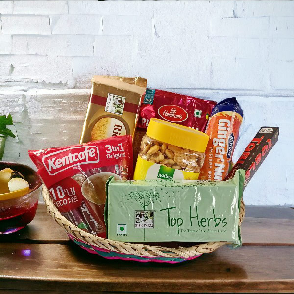 Family Fun Snack Hamper | Gifts to Nepal | Giftmandu