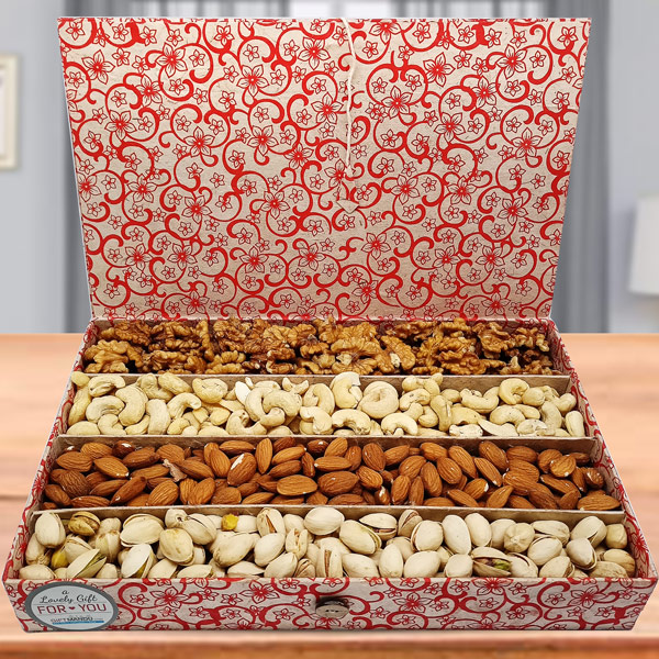 Dry Nuts Box Full of Cashew, Almond, Walnut and Pistachio Online ...