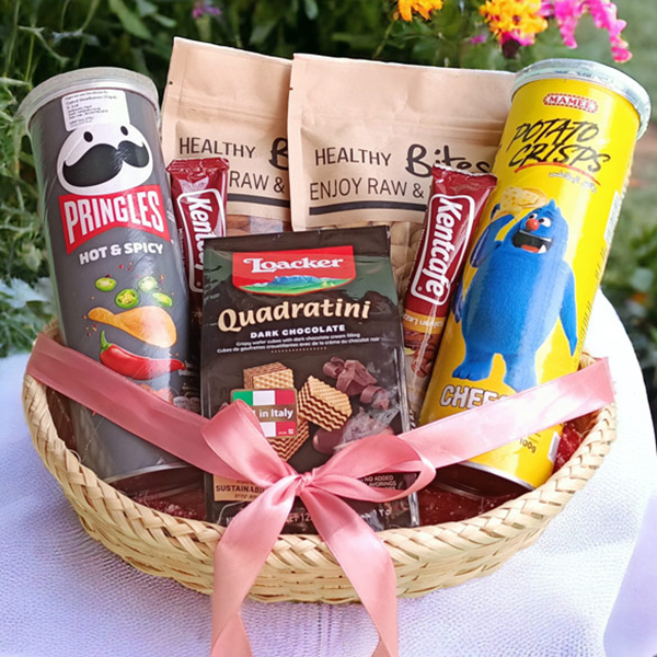 Assorted Pringles, Dry Nuts, Coffee & Chocolates | Gifts to Nepal ...
