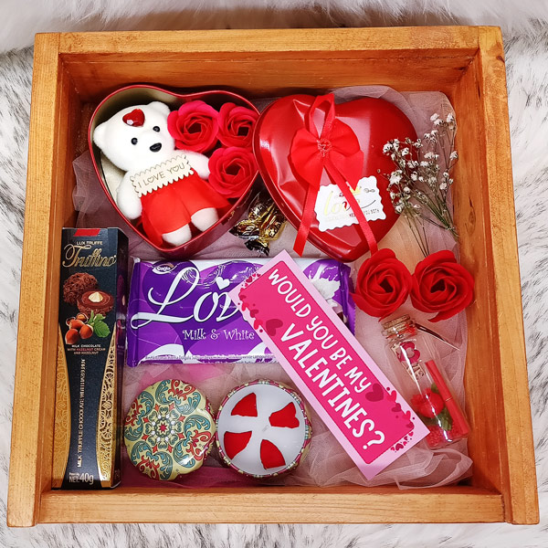 Valentine Special Gift Box Set Online | Gifts to Nepal | Giftmandu