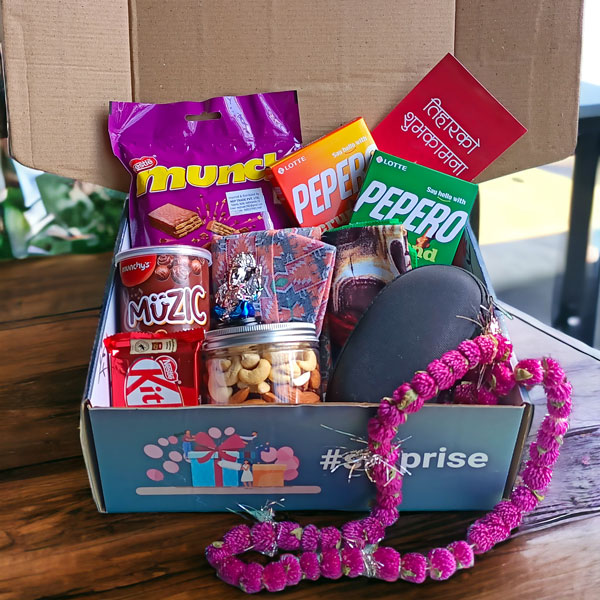 Mini Ganesha, dhaka Topi, Snacks & Mala Bhaitika Hamper | Gifts to ...