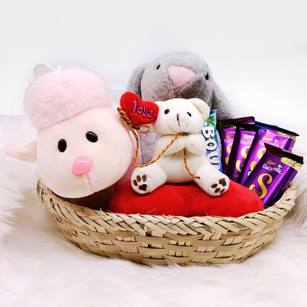 Teddy & Chocolate Gift Hamper Online | Gifts to Nepal | Giftmandu